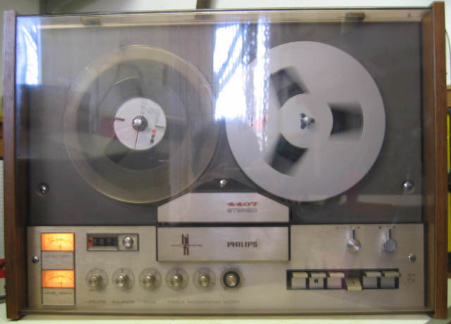 Virtueel radio en tv museum Lekkerkerk Philips N4407